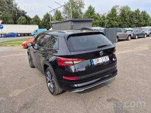Black Skoda Kodiaq 2018 in Riga, with an engine capacity of 2.00 L and mileage of 193 thousand km for 23490 €, photo 9 on AUTOMOTO.COM.LV