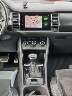 Black Skoda Kodiaq 2018 in Riga, with an engine capacity of 2.00 L and mileage of 193 thousand km for 23490 €, photo 13 on AUTOMOTO.COM.LV