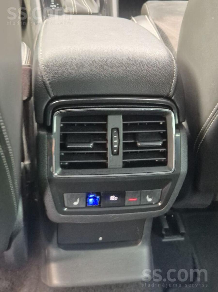 Black Skoda Kodiaq 2018 in Riga, with an engine capacity of 2.00 L and mileage of 193 thousand km for 23490 €, photo 14 on AUTOMOTO.COM.LV