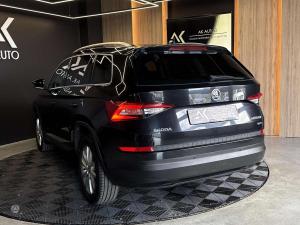Black Skoda Kodiaq 2018 in Kaunas, with an engine capacity of 1.97 L and mileage of 199 thousand km for 18990 €, photo 10 on AUTOMOTO.COM.LV