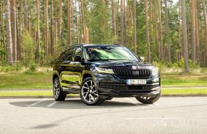 Черный Шкода Kodiaq 2018 в Рига, объемом двигателя 2.00 л и пробегом 193 тыс. км за 23490 €, фото 3 на AUTOMOTO.COM.LV