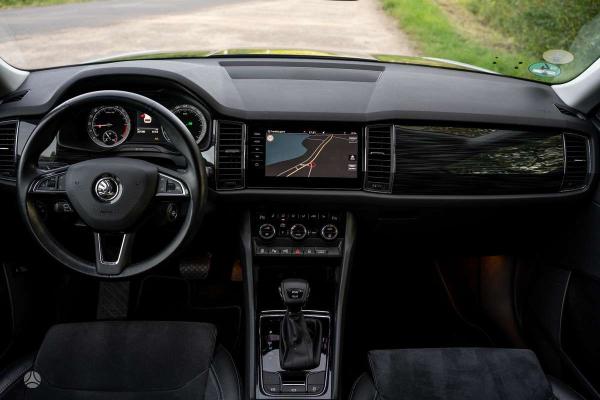 Melns Skoda Kodiaq 2018 Elektrėnai, ar dzinēja tilpumu 1.97 L un nobraukumu 260 tūkst. km par 17350 €, foto 10 vietnē AUTOMOTO.COM.LV