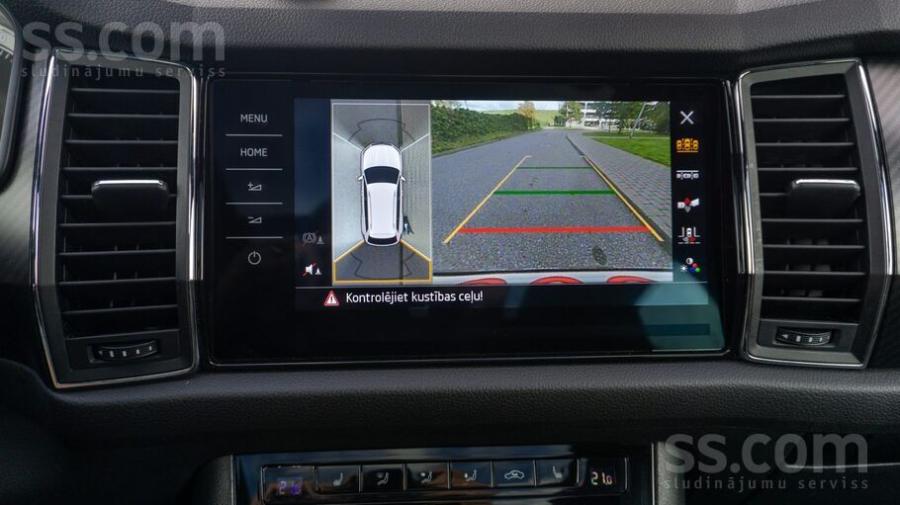 Black Skoda Kodiaq 2018 in Riga, with an engine capacity of 2.00 L and mileage of 193 thousand km for 22190 €, photo 18 on AUTOMOTO.COM.LV