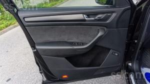 Black Skoda Kodiaq 2018 in Riga, with an engine capacity of 2.00 L and mileage of 193 thousand km for 22190 €, photo 26 on AUTOMOTO.COM.LV