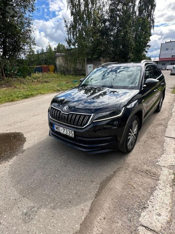 Black Skoda Kodiaq 2019 in Riga, with an engine capacity of 2.00 L and mileage of 169 thousand km for 22000 €, photo 6 on AUTOMOTO.COM.LV