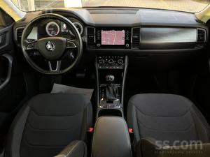 Black Skoda Kodiaq 2019 in Valmiera, with an engine capacity of 2.00 L and mileage of 190 thousand km for 22900 €, photo 11 on AUTOMOTO.COM.LV