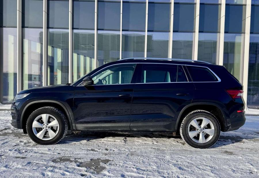Melns Skoda Kodiaq 2019 Viļņa, ar dzinēja tilpumu 1.97 L un nobraukumu 163 tūkst. km par 23990 €, foto 2 vietnē AUTOMOTO.COM.LV