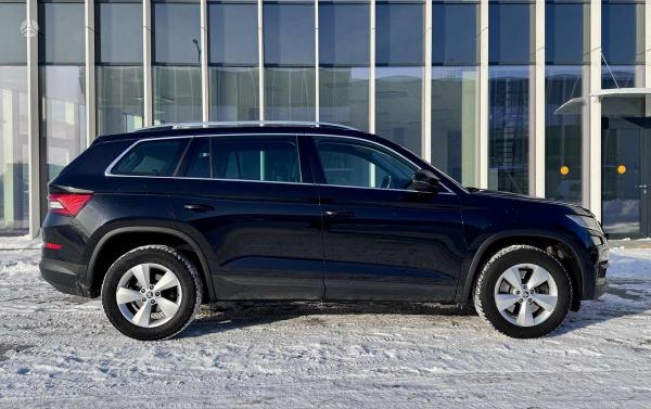 Black Skoda Kodiaq 2019 in Vilnius, with an engine capacity of 1.97 L and mileage of 163 thousand km for 23990 €, photo 6 on AUTOMOTO.COM.LV
