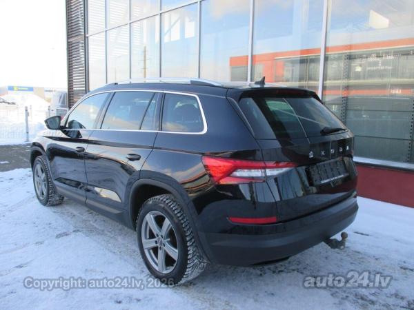 Black Skoda Kodiaq 2019 in Tartu, with an engine capacity of 2.00 L and mileage of 196 thousand km for 19990 €, photo 5 on AUTOMOTO.COM.LV