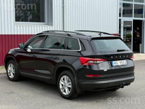 Melns Skoda Kodiaq 2019 Rīga, ar dzinēja tilpumu 1.50 L un nobraukumu 197 tūkst. km par 9990 €, foto 4 vietnē AUTOMOTO.COM.LV
