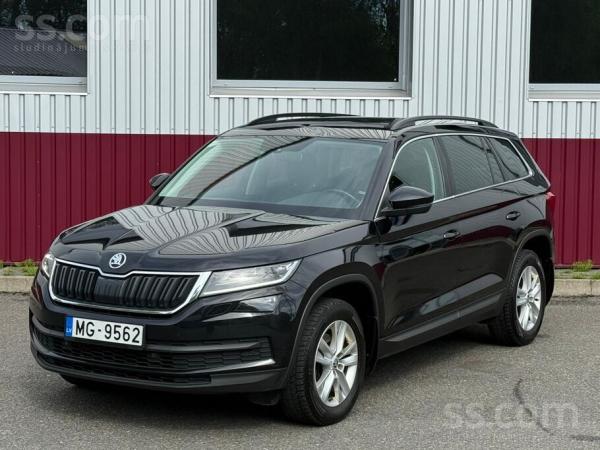 Black Skoda Kodiaq 2019 in Riga, with an engine capacity of 1.50 L and mileage of 197 thousand km for 9990 €, photo 7 on AUTOMOTO.COM.LV