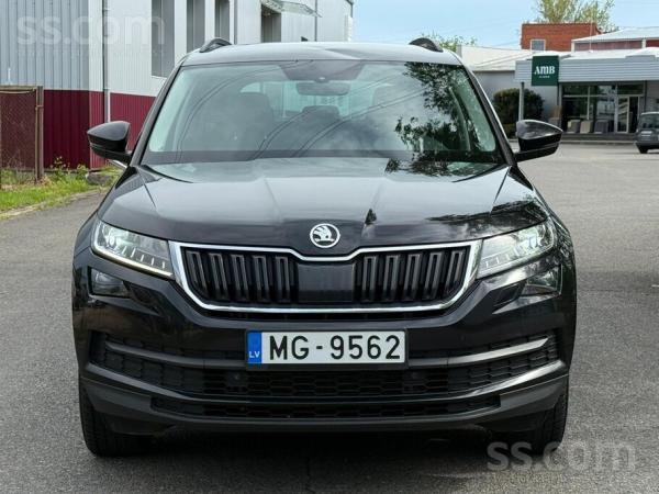 Black Skoda Kodiaq 2019 in Riga, with an engine capacity of 1.50 L and mileage of 197 thousand km for 9990 €, photo 9 on AUTOMOTO.COM.LV