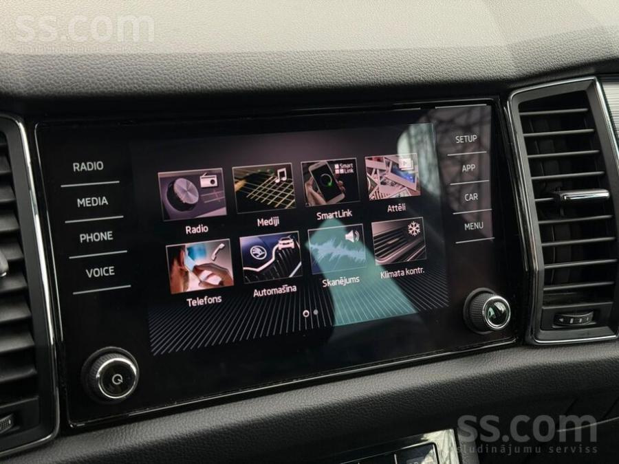 Melns Skoda Kodiaq 2019 Rīga, ar dzinēja tilpumu 1.50 L un nobraukumu 197 tūkst. km par 9990 €, foto 18 vietnē AUTOMOTO.COM.LV