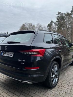 Черный Шкода Kodiaq 2019 в Рига, объемом двигателя 2.00 л и пробегом 221 тыс. км за 18500 €, фото 3 на AUTOMOTO.COM.LV
