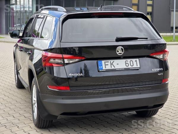 Black Skoda Kodiaq 2019 in Riga, with an engine capacity of 2.00 L and mileage of 116 thousand km for 20200 €, photo 7 on AUTOMOTO.COM.LV