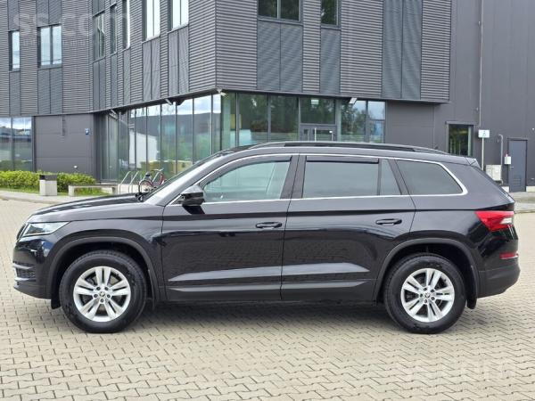Black Skoda Kodiaq 2019 in Riga, with an engine capacity of 2.00 L and mileage of 116 thousand km for 20200 €, photo 9 on AUTOMOTO.COM.LV