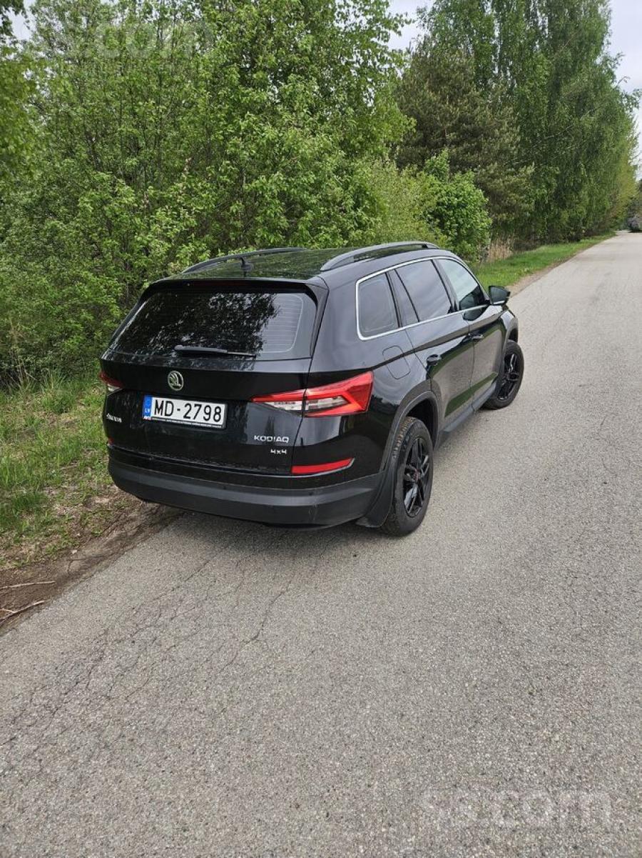 Melns Skoda Kodiaq 2019 Rīga, ar dzinēja tilpumu 2.00 L un nobraukumu 107 tūkst. km par 20500 €, foto 3 vietnē AUTOMOTO.COM.LV
