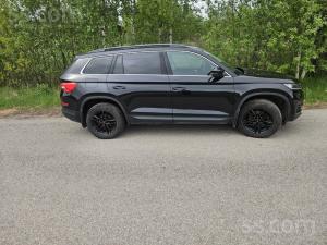 Melns Skoda Kodiaq 2019 Rīga, ar dzinēja tilpumu 2.00 L un nobraukumu 107 tūkst. km par 20500 €, foto 4 vietnē AUTOMOTO.COM.LV