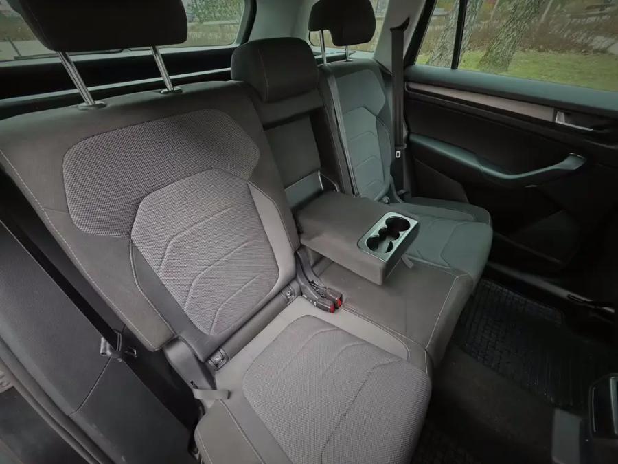 Melns Skoda Kodiaq 2019 Rīga, ar dzinēja tilpumu 2.00 L un nobraukumu 259 tūkst. km par 15450 €, foto 30 vietnē AUTOMOTO.COM.LV