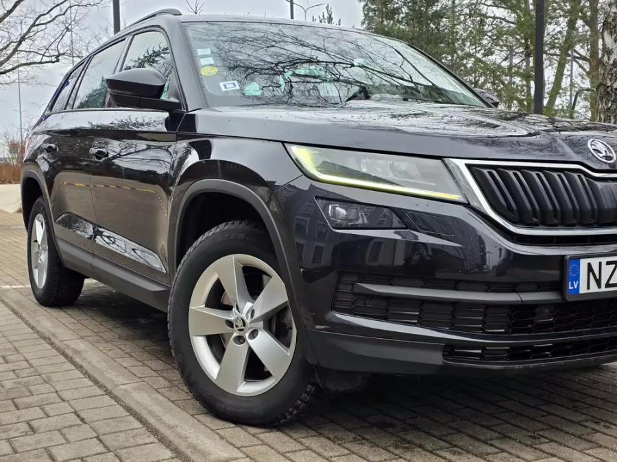 Melns Skoda Kodiaq 2019 Rīga, ar dzinēja tilpumu 2.00 L un nobraukumu 259 tūkst. km par 15450 €, foto 35 vietnē AUTOMOTO.COM.LV