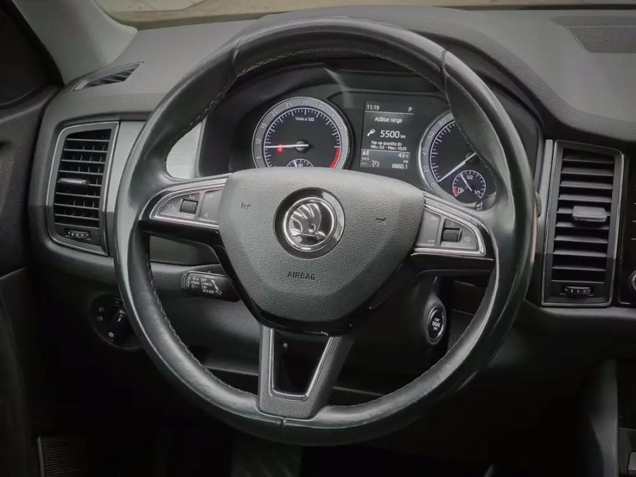 Melns Skoda Kodiaq 2019 Rīga, ar dzinēja tilpumu 2.00 L un nobraukumu 259 tūkst. km par 15450 €, foto 39 vietnē AUTOMOTO.COM.LV