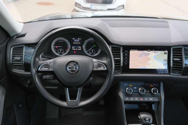 Black Skoda Kodiaq 2019 in Vilnius, with an engine capacity of 1.97 L and mileage of 160 thousand km for 23900 €, photo 5 on AUTOMOTO.COM.LV