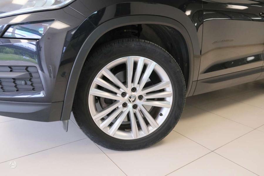 Melns Skoda Kodiaq 2019 Viļņa, ar dzinēja tilpumu 1.97 L un nobraukumu 160 tūkst. km par 23900 €, foto 39 vietnē AUTOMOTO.COM.LV