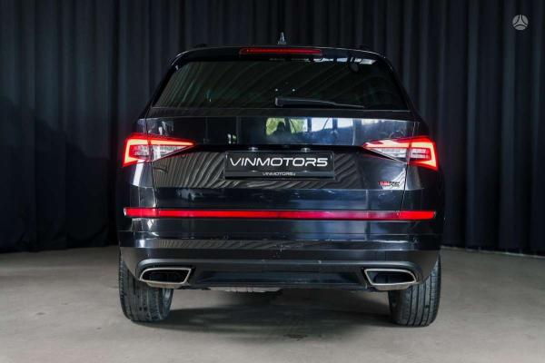 Black Skoda Kodiaq 2019 in Vilnius, with an engine capacity of 1.97 L and mileage of 156 thousand km for 24998 €, photo 5 on AUTOMOTO.COM.LV
