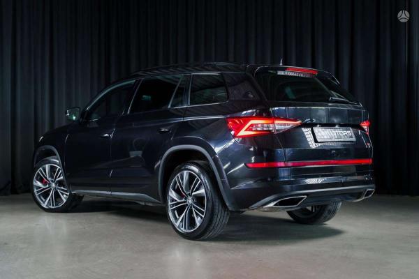 Black Skoda Kodiaq 2019 in Vilnius, with an engine capacity of 1.97 L and mileage of 156 thousand km for 24998 €, photo 6 on AUTOMOTO.COM.LV