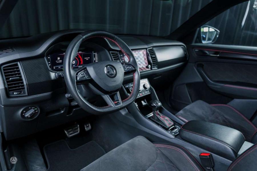 Black Skoda Kodiaq 2019 in Vilnius, with an engine capacity of 1.97 L and mileage of 156 thousand km for 24998 €, photo 17 on AUTOMOTO.COM.LV