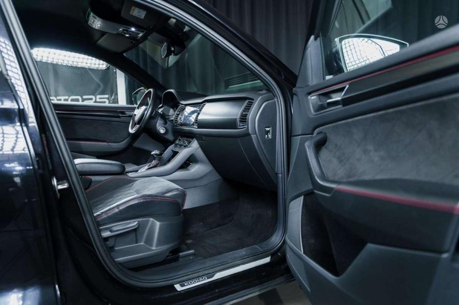 Black Skoda Kodiaq 2019 in Vilnius, with an engine capacity of 1.97 L and mileage of 156 thousand km for 24998 €, photo 27 on AUTOMOTO.COM.LV