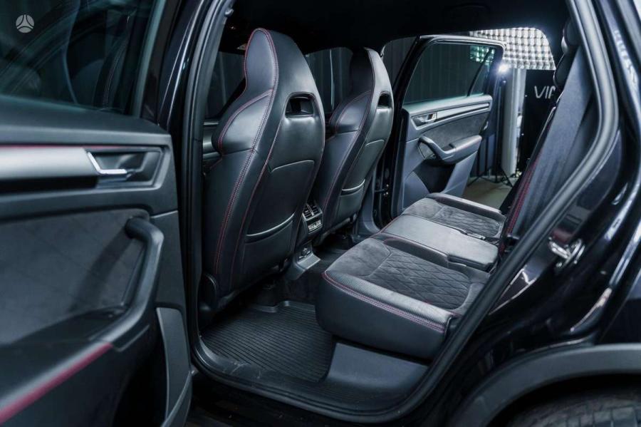 Black Skoda Kodiaq 2019 in Vilnius, with an engine capacity of 1.97 L and mileage of 156 thousand km for 24998 €, photo 31 on AUTOMOTO.COM.LV