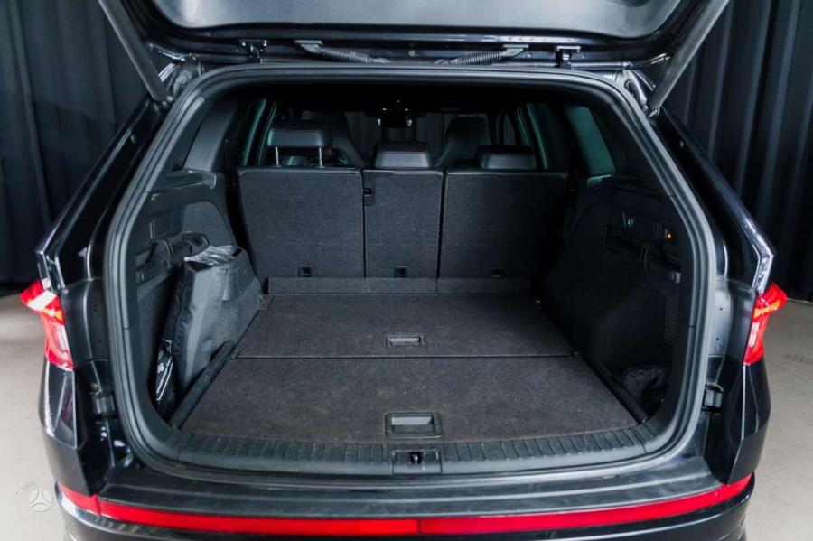 Black Skoda Kodiaq 2019 in Vilnius, with an engine capacity of 1.97 L and mileage of 156 thousand km for 24998 €, photo 32 on AUTOMOTO.COM.LV