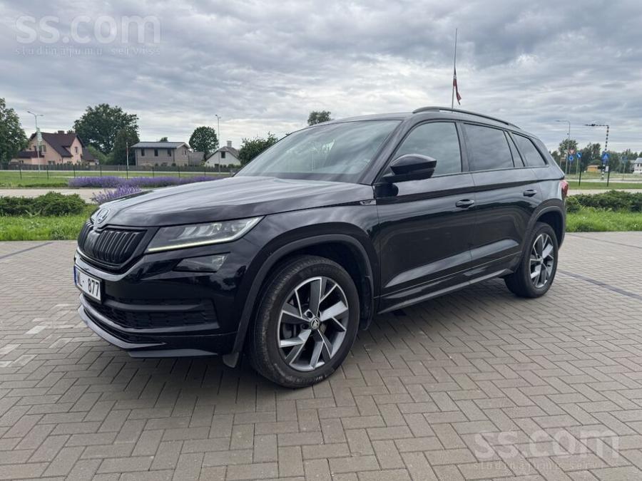 Black Skoda Kodiaq 2019 in Riga, with an engine capacity of 2.00 L and mileage of 177 thousand km for 23900 €, photo 1 on AUTOMOTO.COM.LV