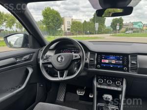 Black Skoda Kodiaq 2019 in Riga, with an engine capacity of 2.00 L and mileage of 177 thousand km for 23900 €, photo 9 on AUTOMOTO.COM.LV