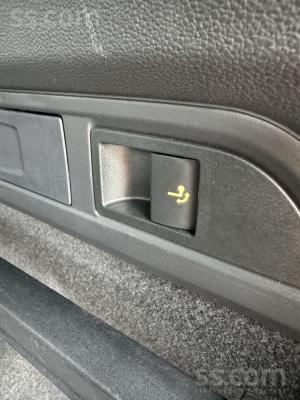 Black Skoda Kodiaq 2019 in Riga, with an engine capacity of 2.00 L and mileage of 177 thousand km for 23900 €, photo 14 on AUTOMOTO.COM.LV