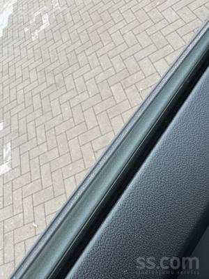 Black Skoda Kodiaq 2019 in Riga, with an engine capacity of 2.00 L and mileage of 177 thousand km for 23900 €, photo 18 on AUTOMOTO.COM.LV