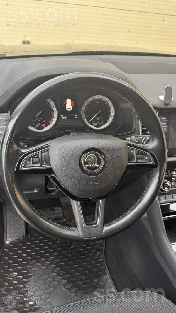 Melns Skoda Kodiaq 2019 Rīga, ar dzinēja tilpumu 2.00 L un nobraukumu 129 tūkst. km par 19900 €, foto 10 vietnē AUTOMOTO.COM.LV