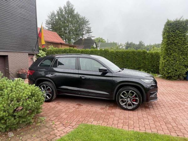 Melns Skoda Kodiaq 2019 Viļņa, ar dzinēja tilpumu 1.97 L un nobraukumu 238 tūkst. km par 21700 €, foto 1 vietnē AUTOMOTO.COM.LV