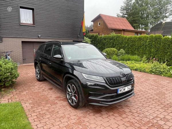 Black Skoda Kodiaq 2019 in Vilnius, with an engine capacity of 1.97 L and mileage of 238 thousand km for 21700 €, photo 2 on AUTOMOTO.COM.LV