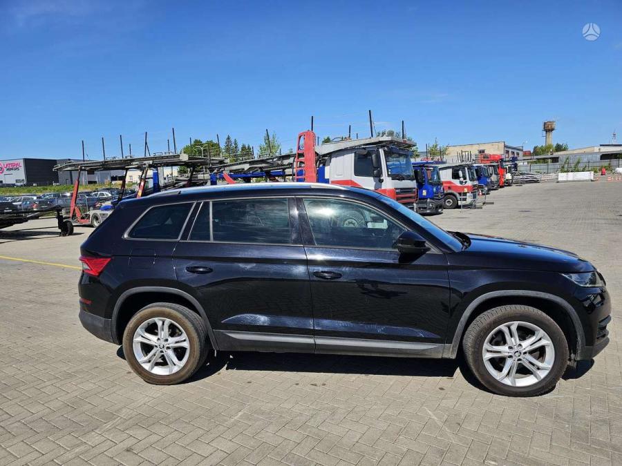Melns Skoda Kodiaq 2019 Tauragė, ar dzinēja tilpumu 2.00 L un nobraukumu 251 tūkst. km par 17300 €, foto 8 vietnē AUTOMOTO.COM.LV