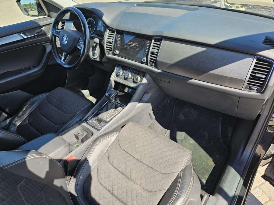 Melns Skoda Kodiaq 2019 Tauragė, ar dzinēja tilpumu 2.00 L un nobraukumu 251 tūkst. km par 17300 €, foto 17 vietnē AUTOMOTO.COM.LV