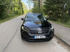 Черный Шкода Kodiaq 2019 в Рига, объемом двигателя 1.50 л и пробегом 216 тыс. км за 16000 €, фото 4 на AUTOMOTO.COM.LV