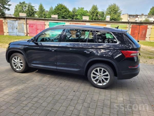 Black Skoda Kodiaq 2019 in Riga, with an engine capacity of 2.00 L and mileage of 187 thousand km for 19500 €, photo 7 on AUTOMOTO.COM.LV