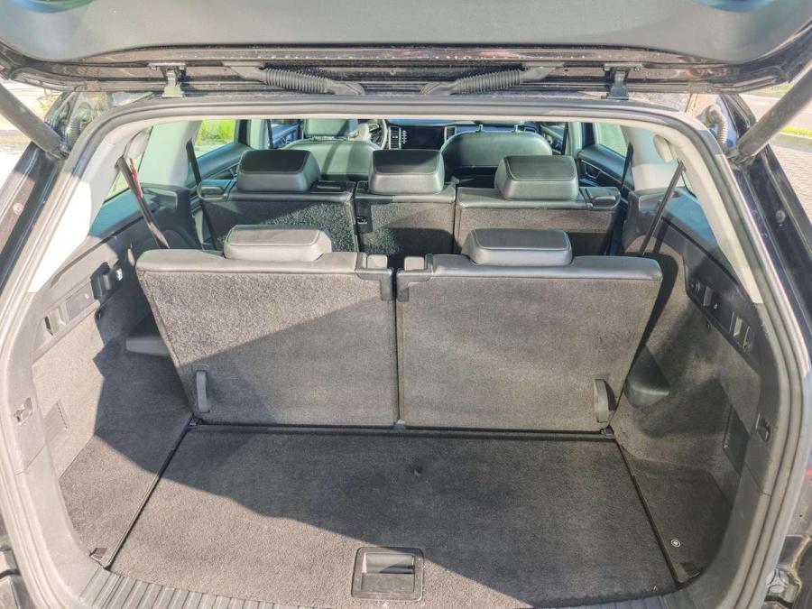 Melns Skoda Kodiaq 2019 Viļņa, ar dzinēja tilpumu 1.50 L un nobraukumu 252 tūkst. km par 16800 €, foto 24 vietnē AUTOMOTO.COM.LV