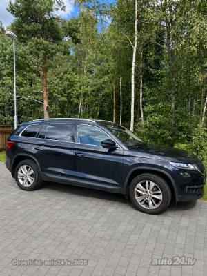 Melns Skoda Kodiaq 2019 Tallina, ar dzinēja tilpumu 2.00 L un nobraukumu 102 tūkst. km par 23500 €, foto 3 vietnē AUTOMOTO.COM.LV
