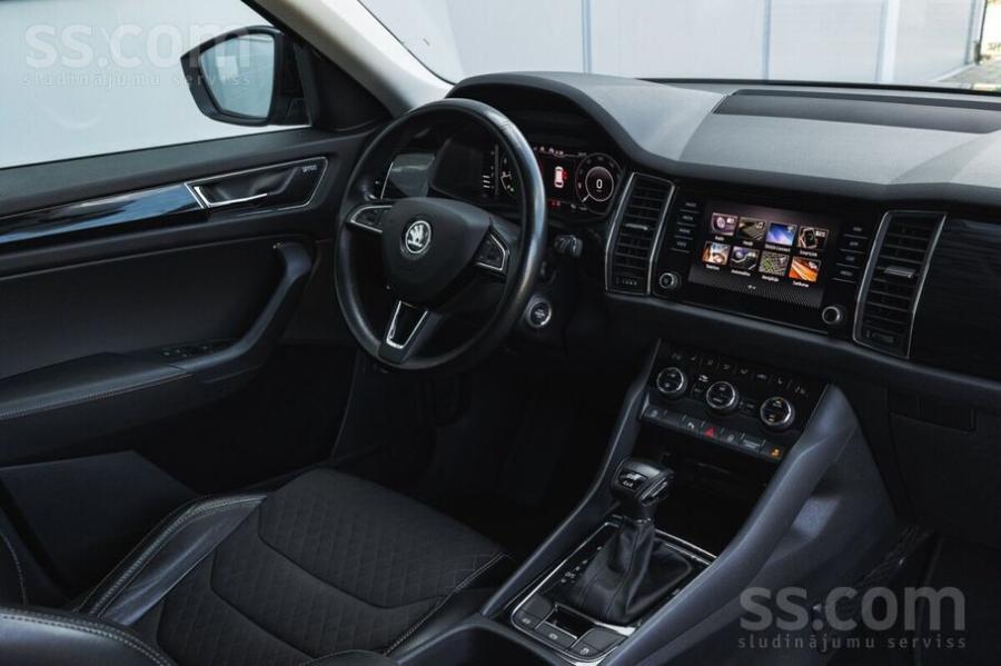Melns Skoda Kodiaq 2019 Ventspils, ar dzinēja tilpumu 2.00 L un nobraukumu 156 tūkst. km par 24650 €, foto 16 vietnē AUTOMOTO.COM.LV