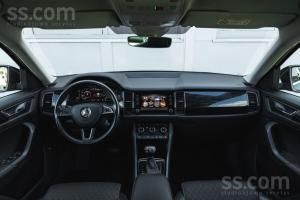 Melns Skoda Kodiaq 2019 Ventspils, ar dzinēja tilpumu 2.00 L un nobraukumu 156 tūkst. km par 24650 €, foto 18 vietnē AUTOMOTO.COM.LV