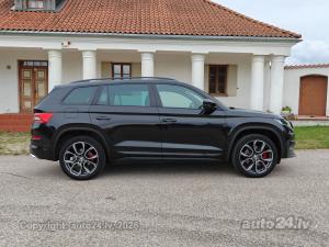 Black Skoda Kodiaq 2019 in Tartu, with an engine capacity of 2.00 L and mileage of 185 thousand km for 27999 €, photo 7 on AUTOMOTO.COM.LV