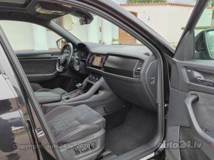 Black Skoda Kodiaq 2019 in Tartu, with an engine capacity of 2.00 L and mileage of 185 thousand km for 27999 €, photo 12 on AUTOMOTO.COM.LV
